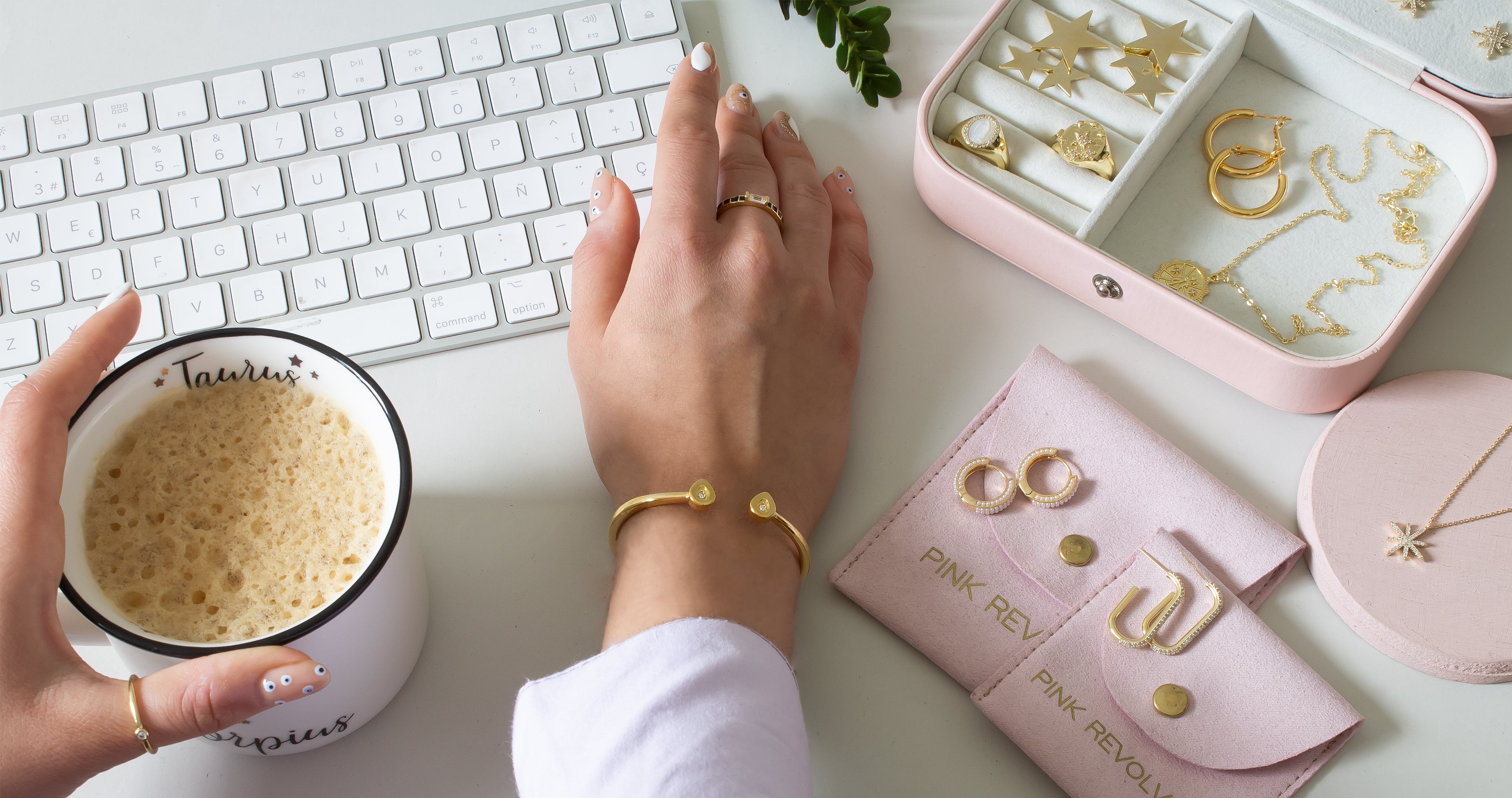 Inicia tu propio negocio de joyería con Pink Revolver – PINK REVOLVER