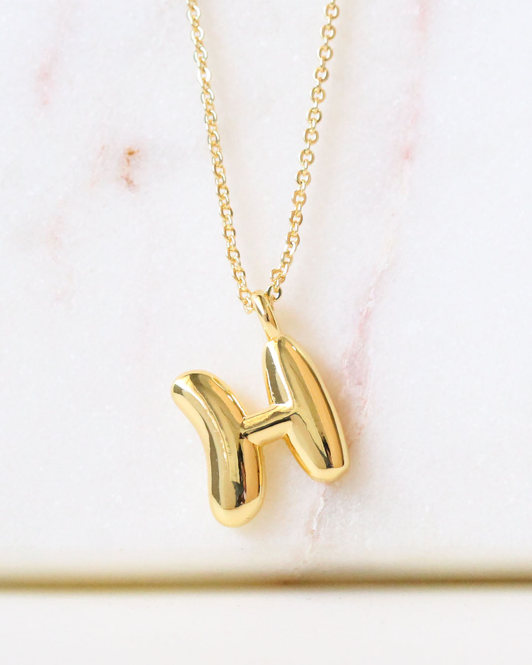 Collar inicial H – PINK REVOLVER